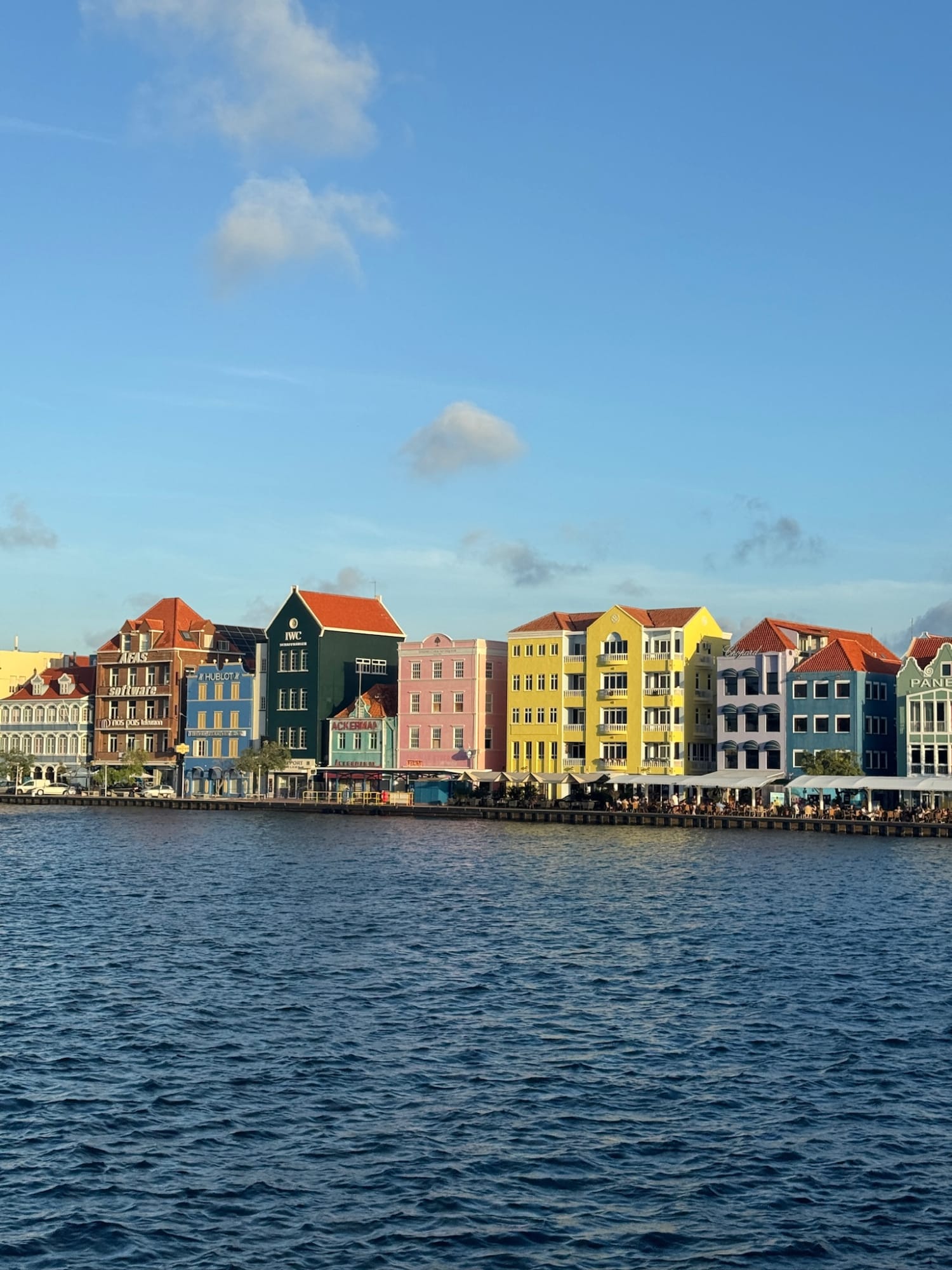An Easygoing Adventurer's Guide to Exploring Curaçao