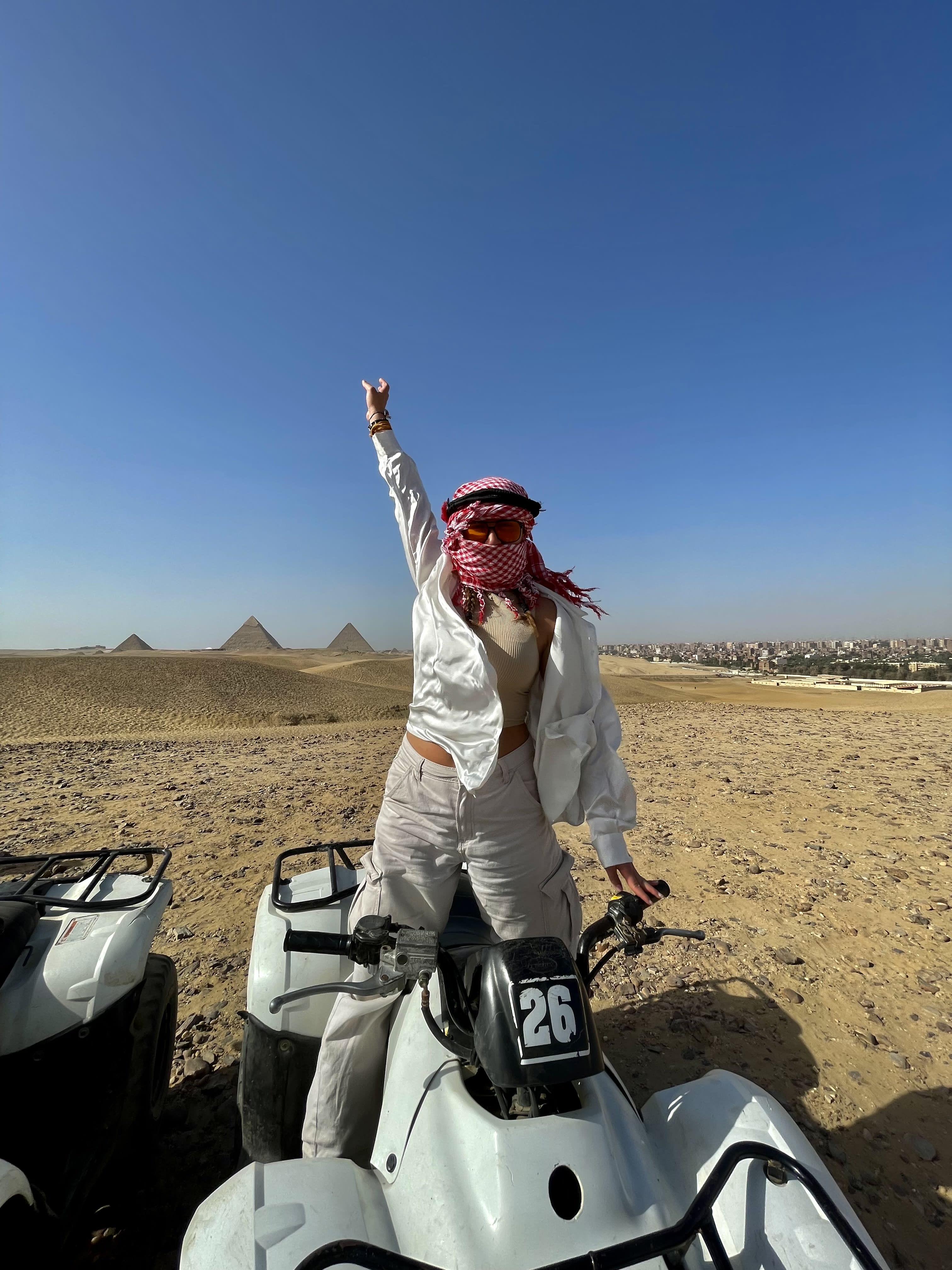 Cali Schwetz | Fora Travel