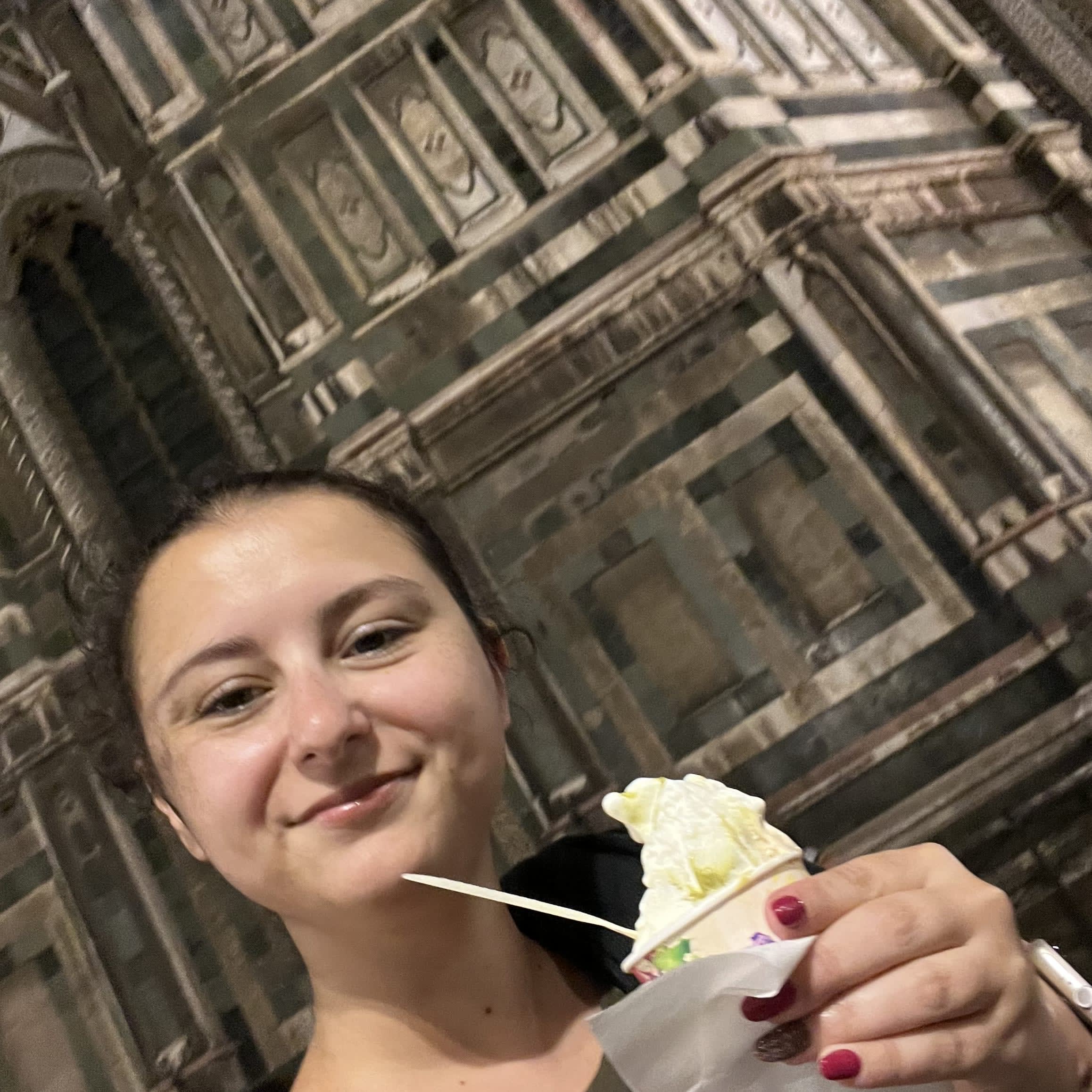 Sydney Galper | Fora Travel