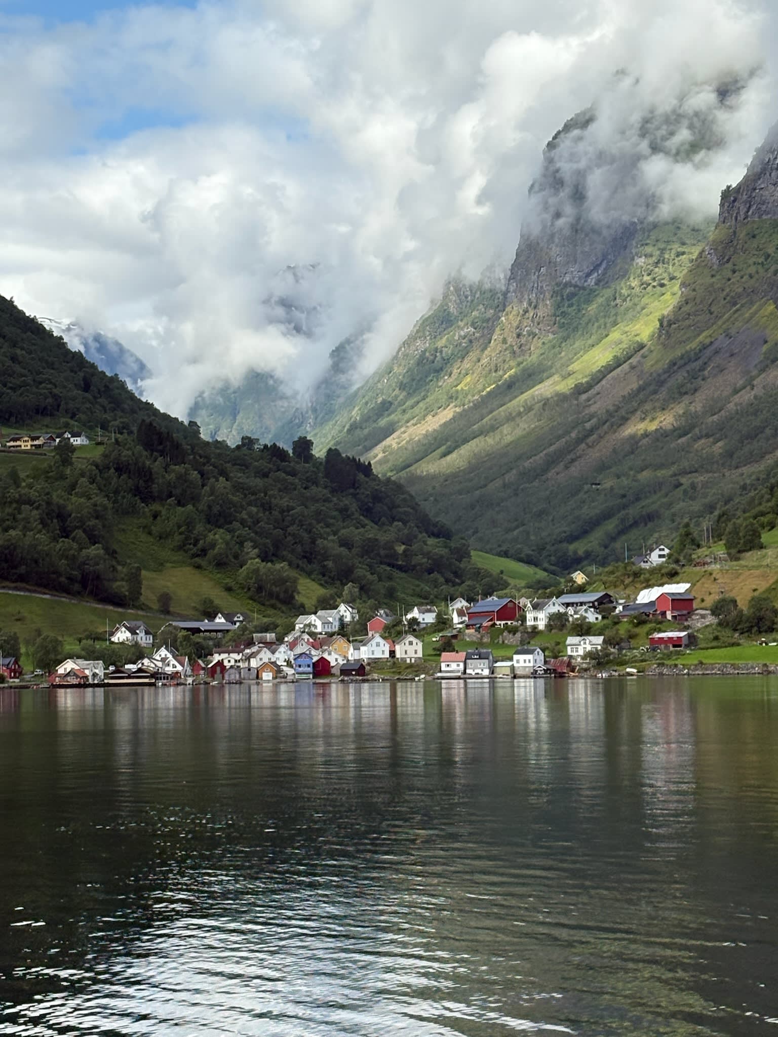 10 Days in Norway: Nature, Culture & Fjords