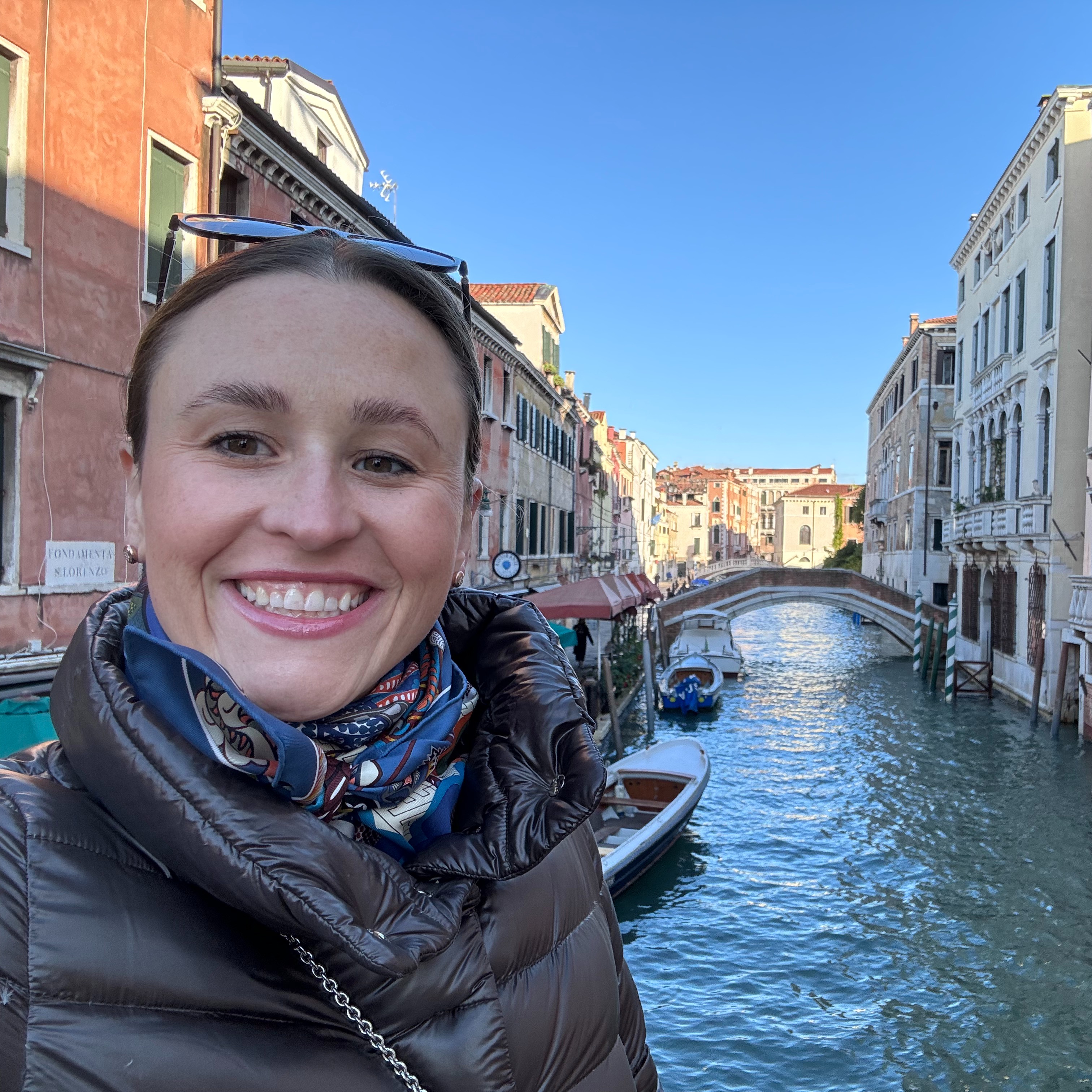 Isabel Fratt | Fora Travel