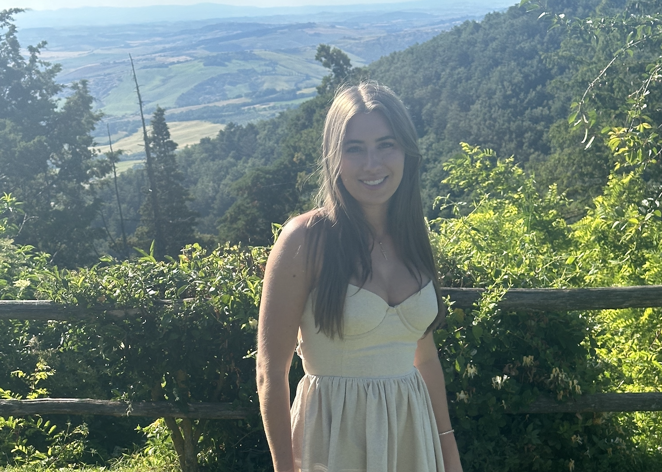 Victoria Ball | Fora Travel