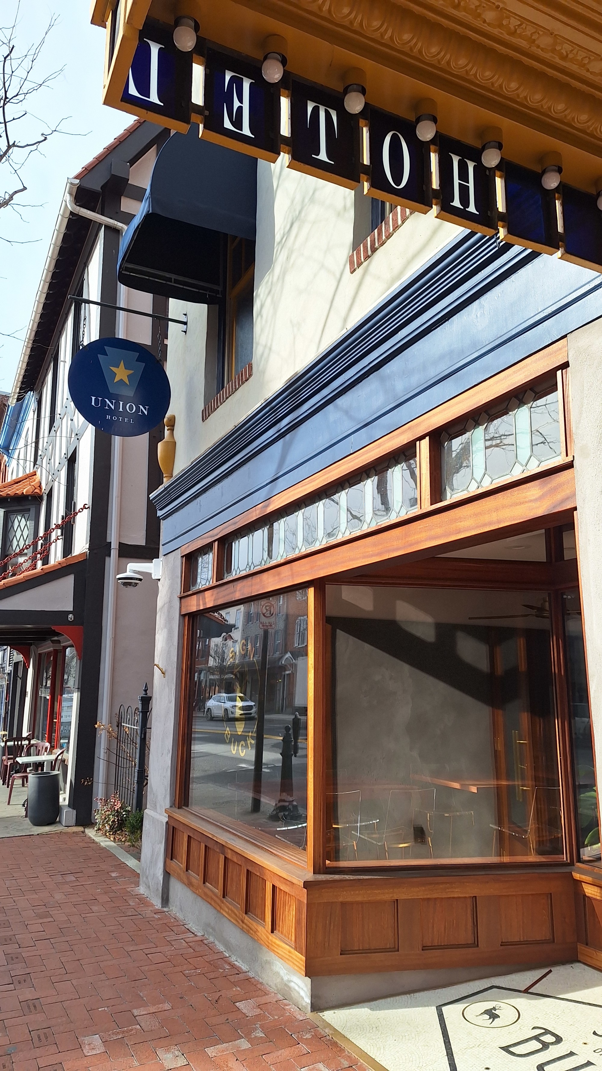 Boutique Romance in Gettysburg: Site Inspection at The Union Hotel