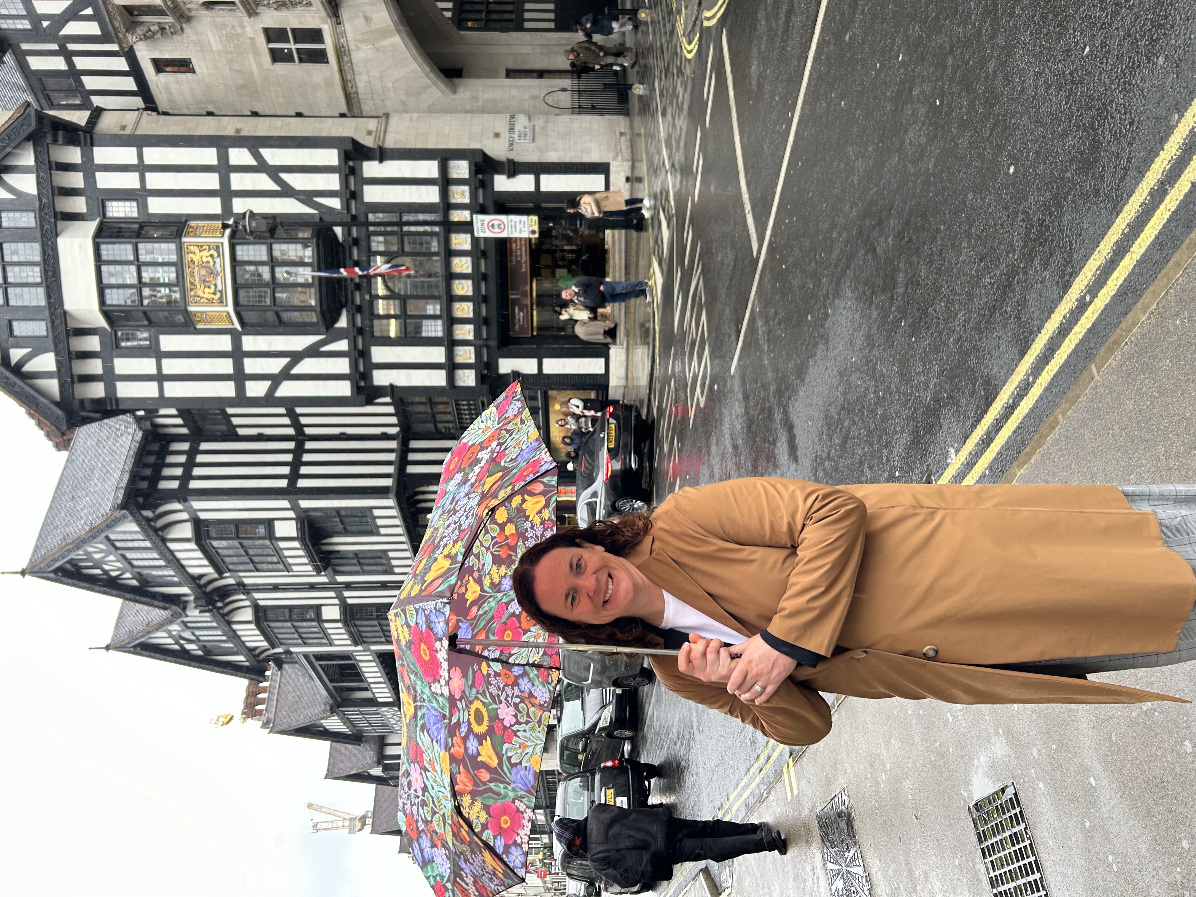 Liz England | Fora Travel