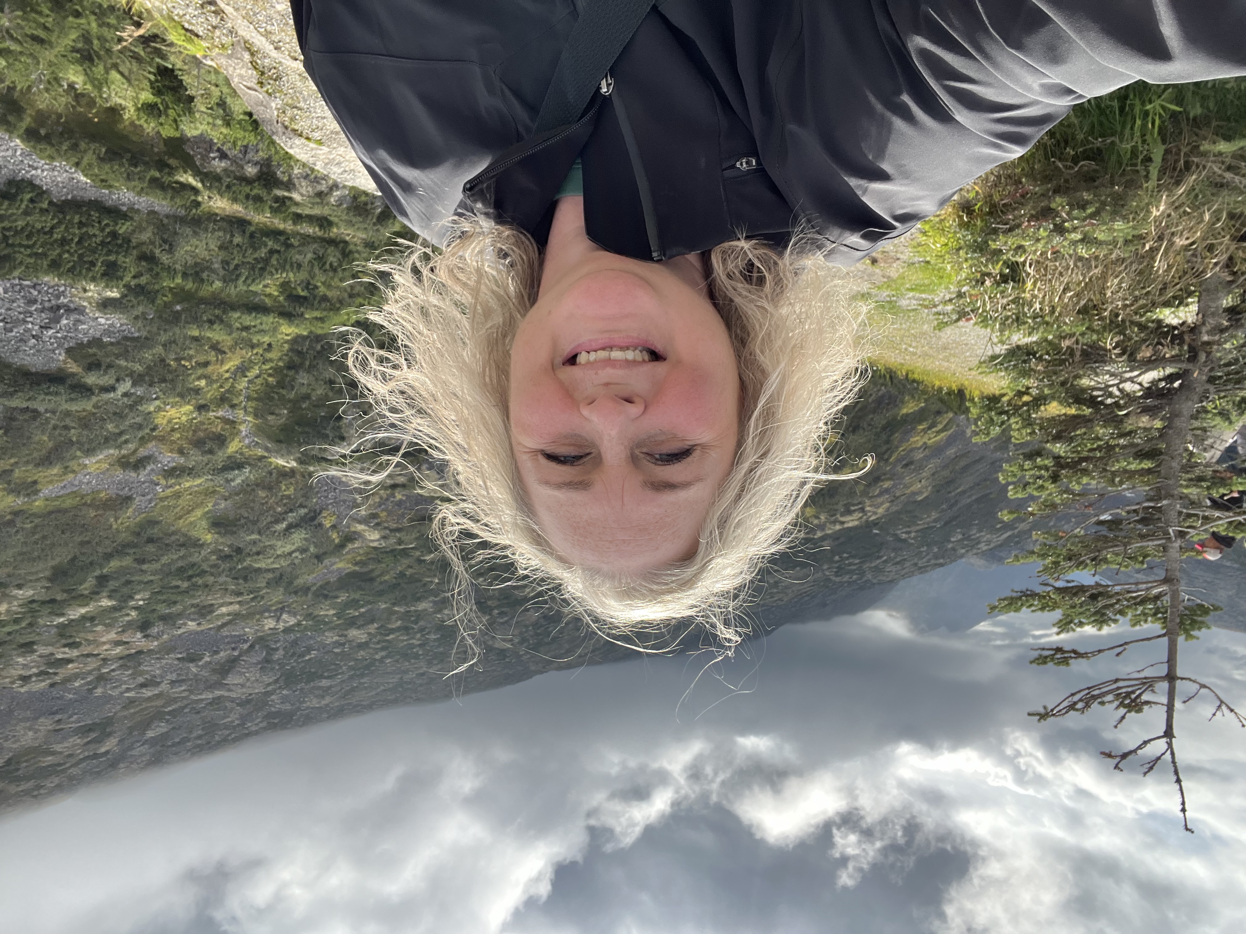 Angela Siscoe | Fora Travel