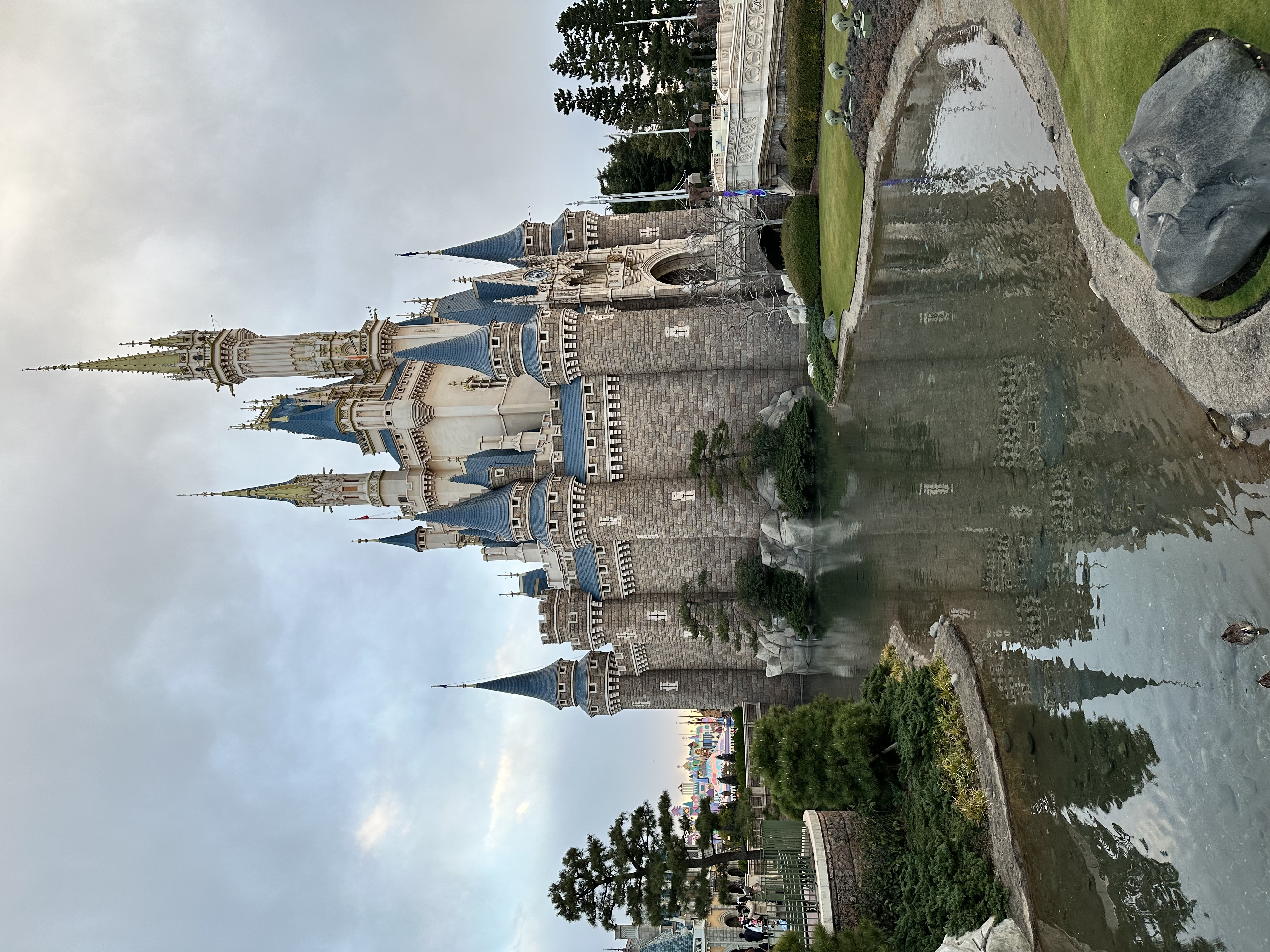 Tokyo Disneyland Adventure with Top 10 Must-Experience Attractions