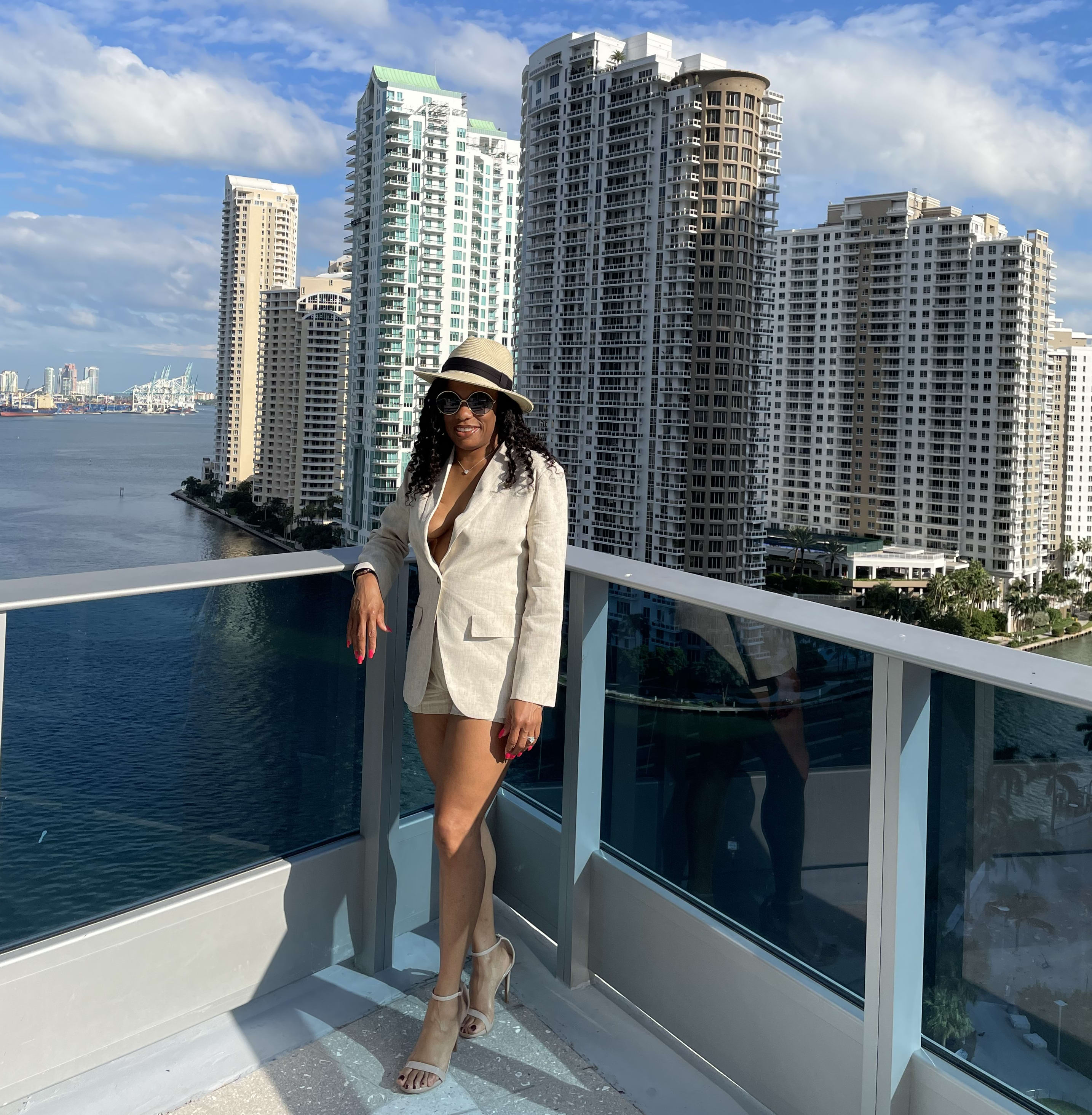 Dwana Taylor | Fora Travel