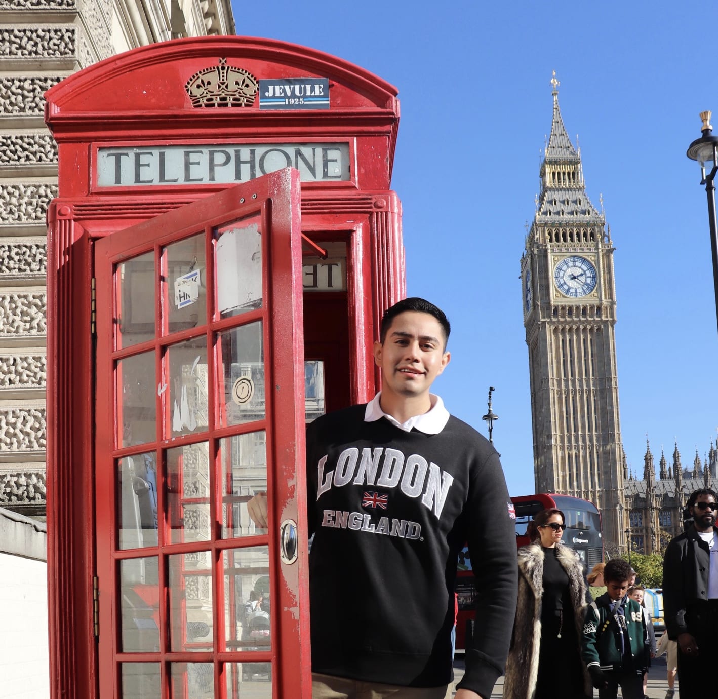 Edgar Reyes | Fora Travel