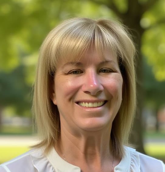 Darlene Murphy Jue | Fora Travel