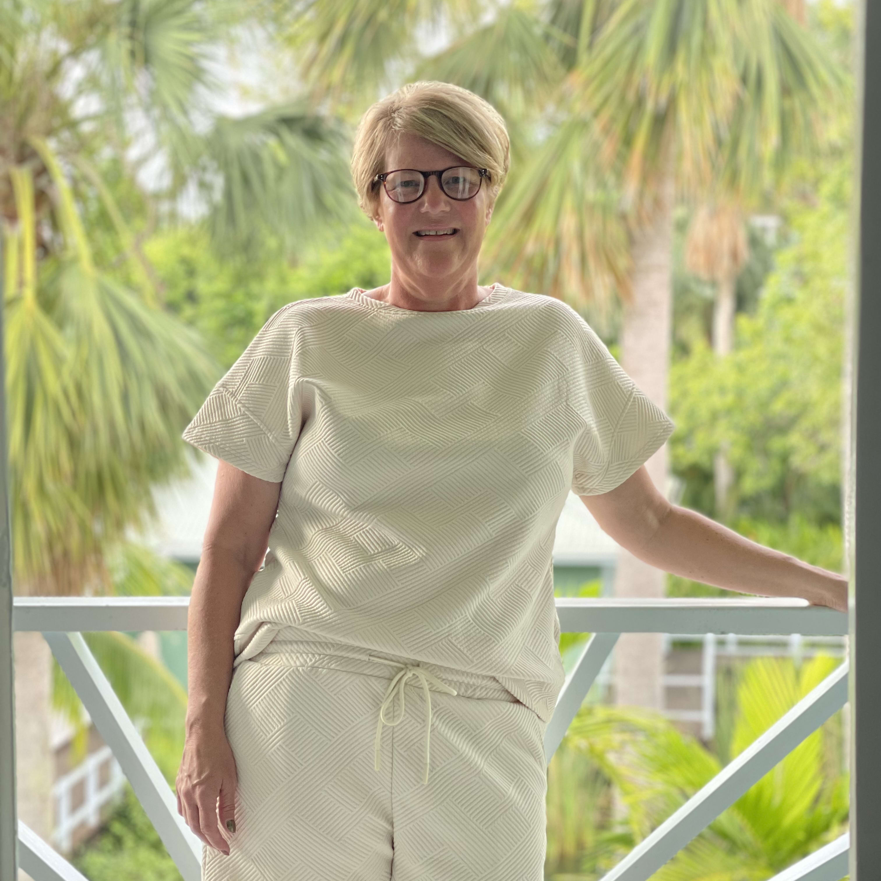 Kelly Ellis | Fora Travel