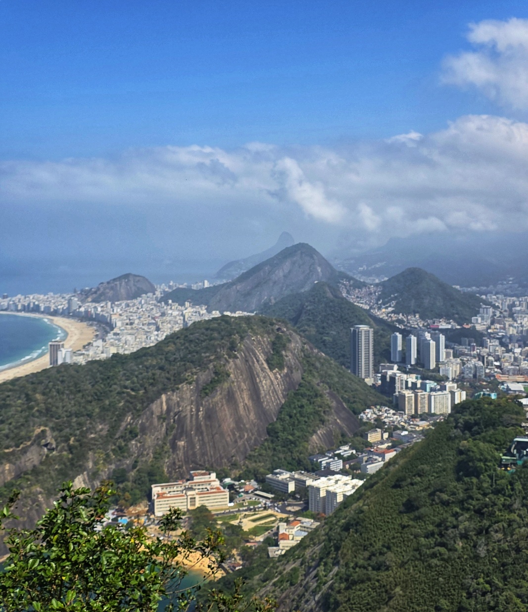 Brazil in Full Color: A Traveler's Guide