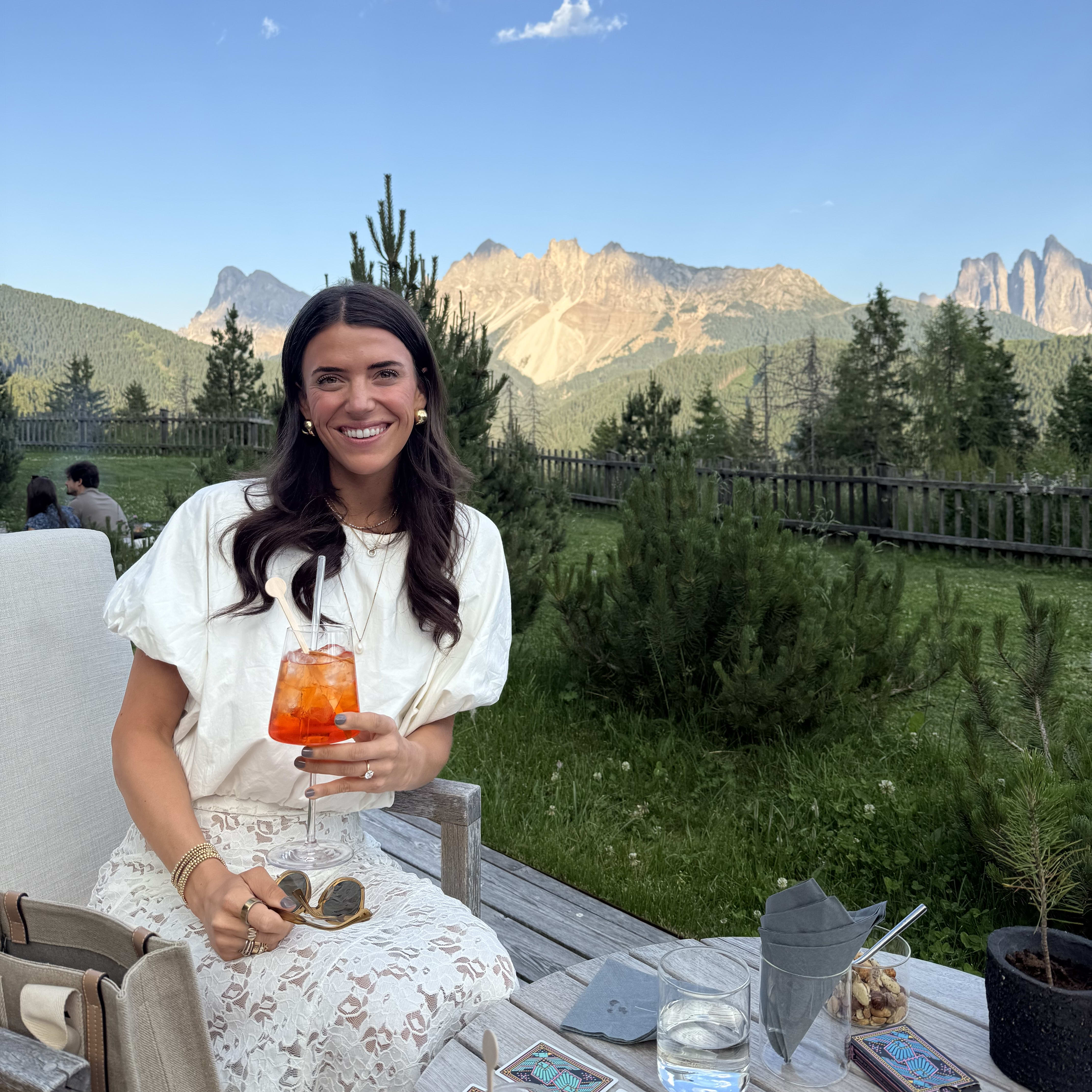 Emily Beckham | Fora Travel