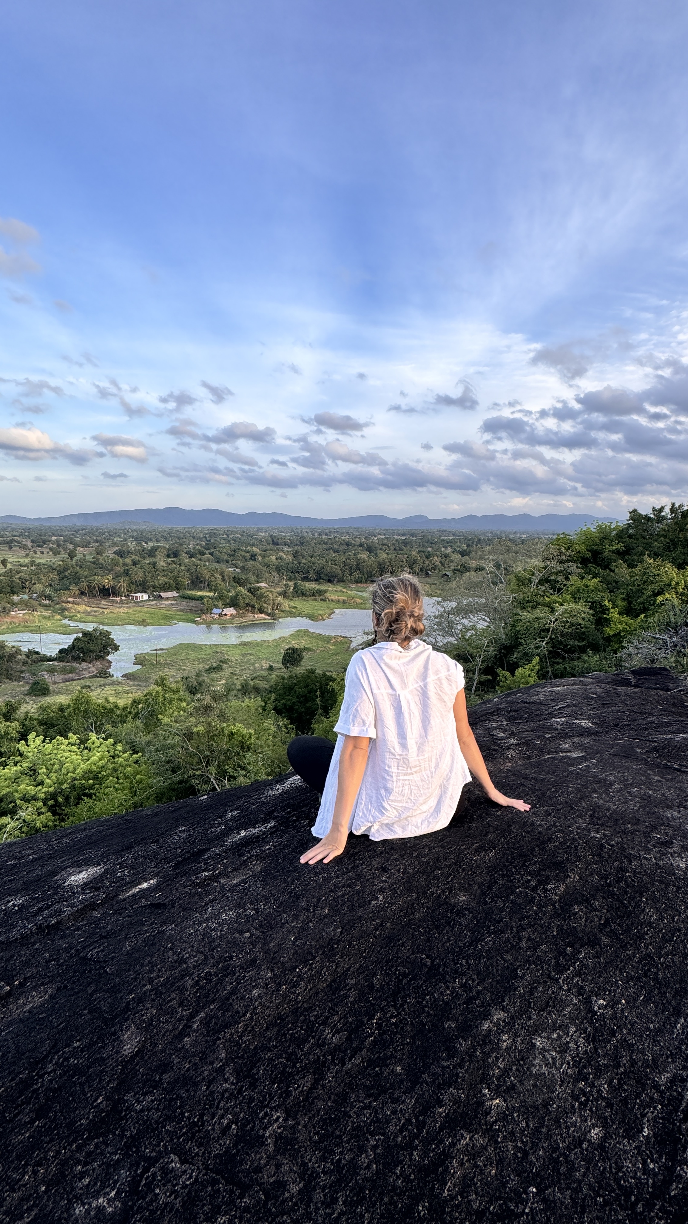 Surfing, Safaris & Tea in Sri Lanka