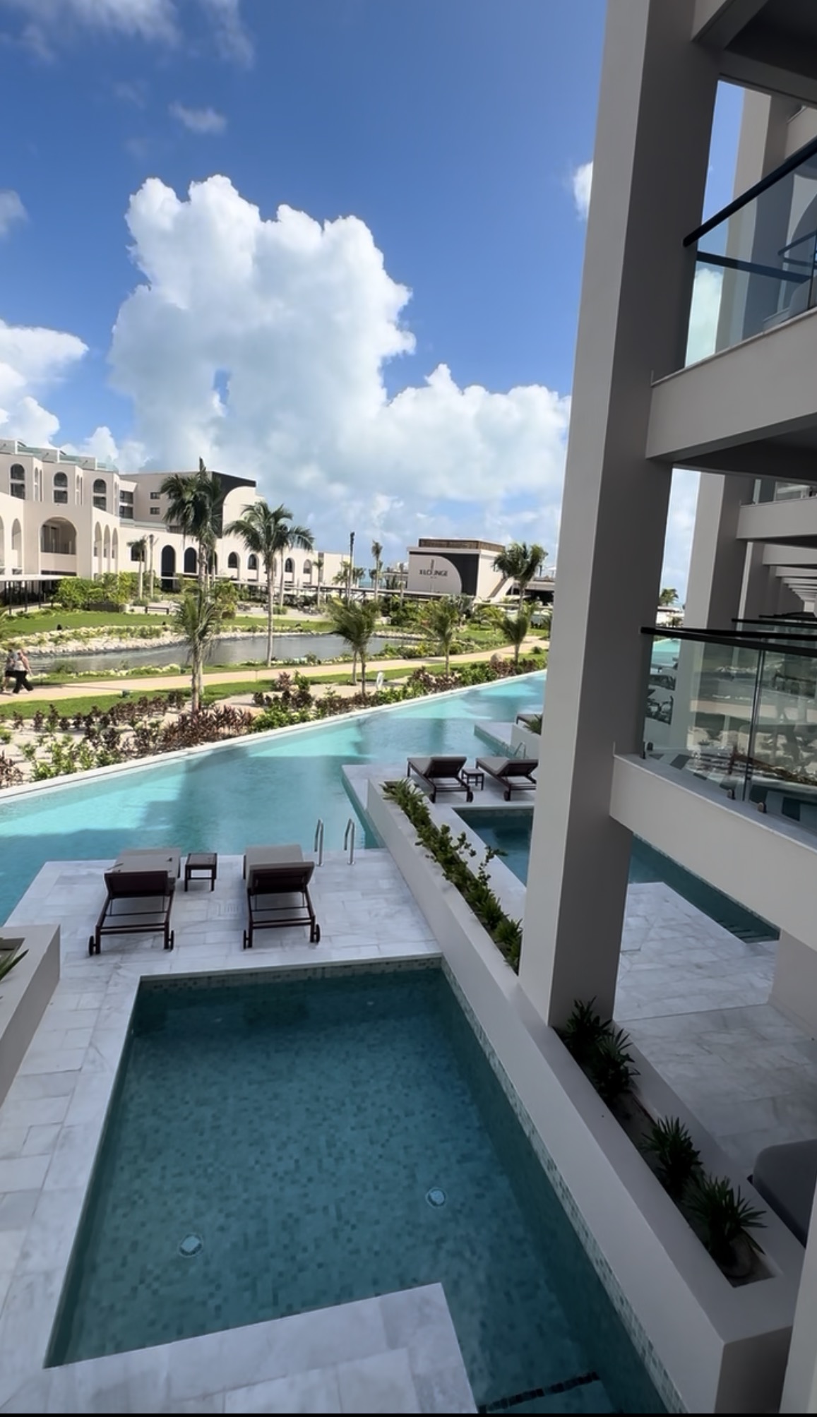 Why Excellence Coral Playa Mujeres Is a Fresh Favorite