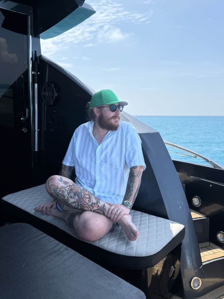 Aaron Brummer | Fora Travel