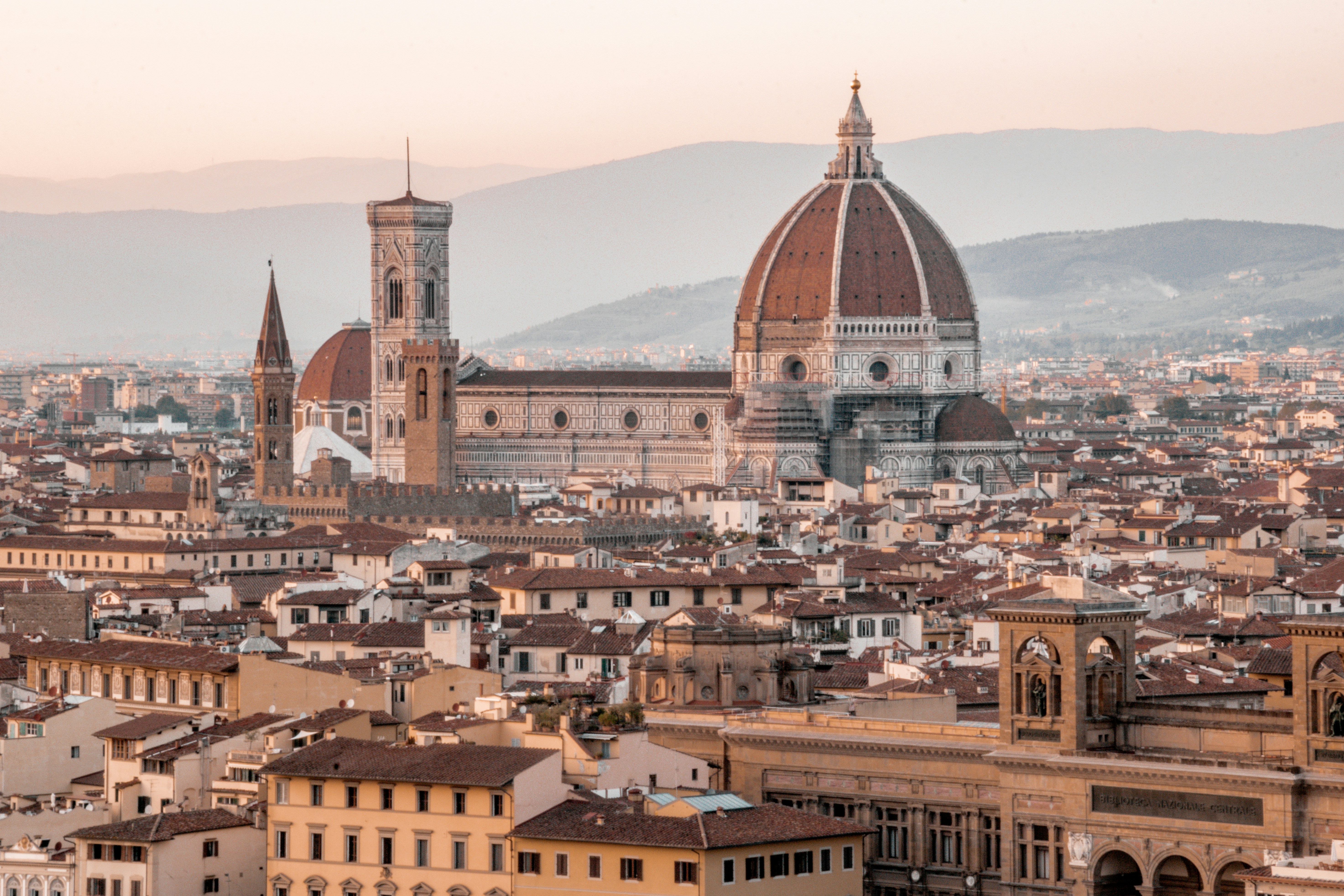 Florence: The Renaissance Crown of Italy